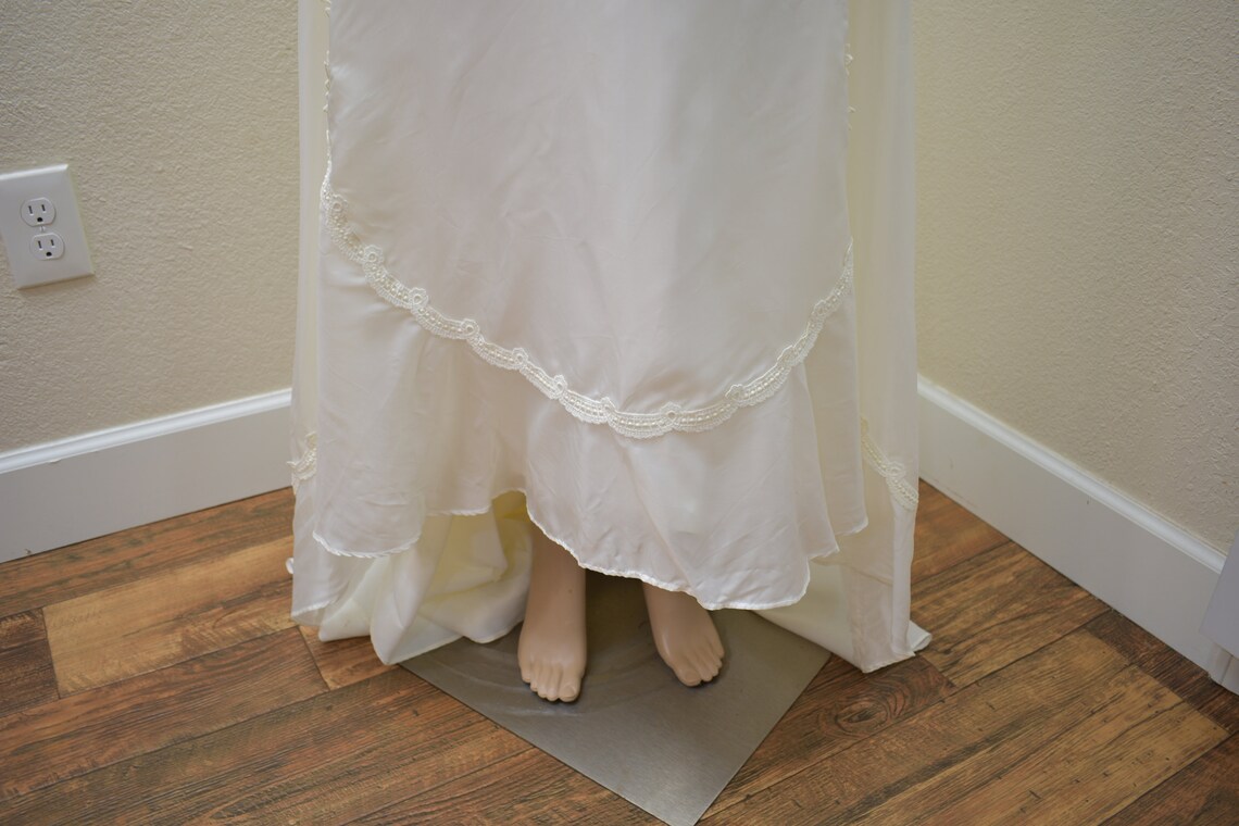 60s Vintage Romantic Lace Ling Sleeves Wedding Dress - Etsy