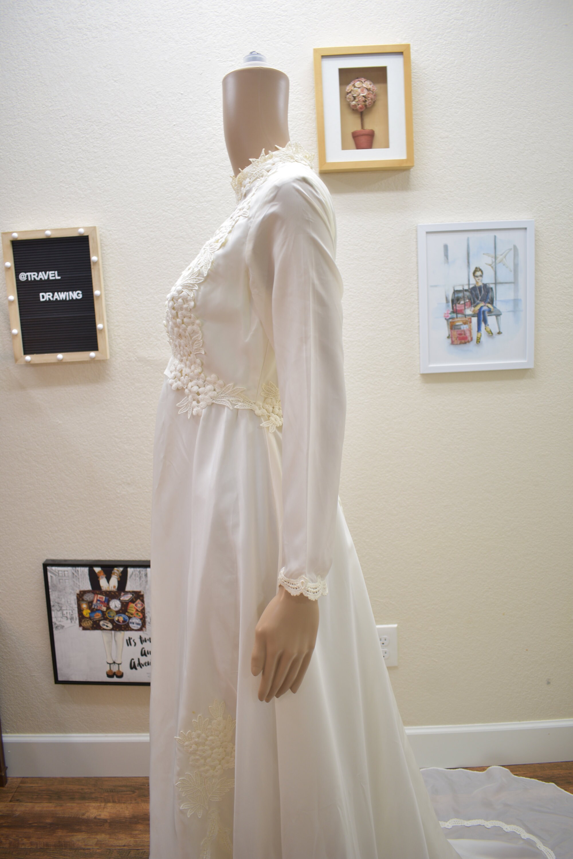 60s Vintage Romantic Lace Ling Sleeves Wedding Dress - Etsy