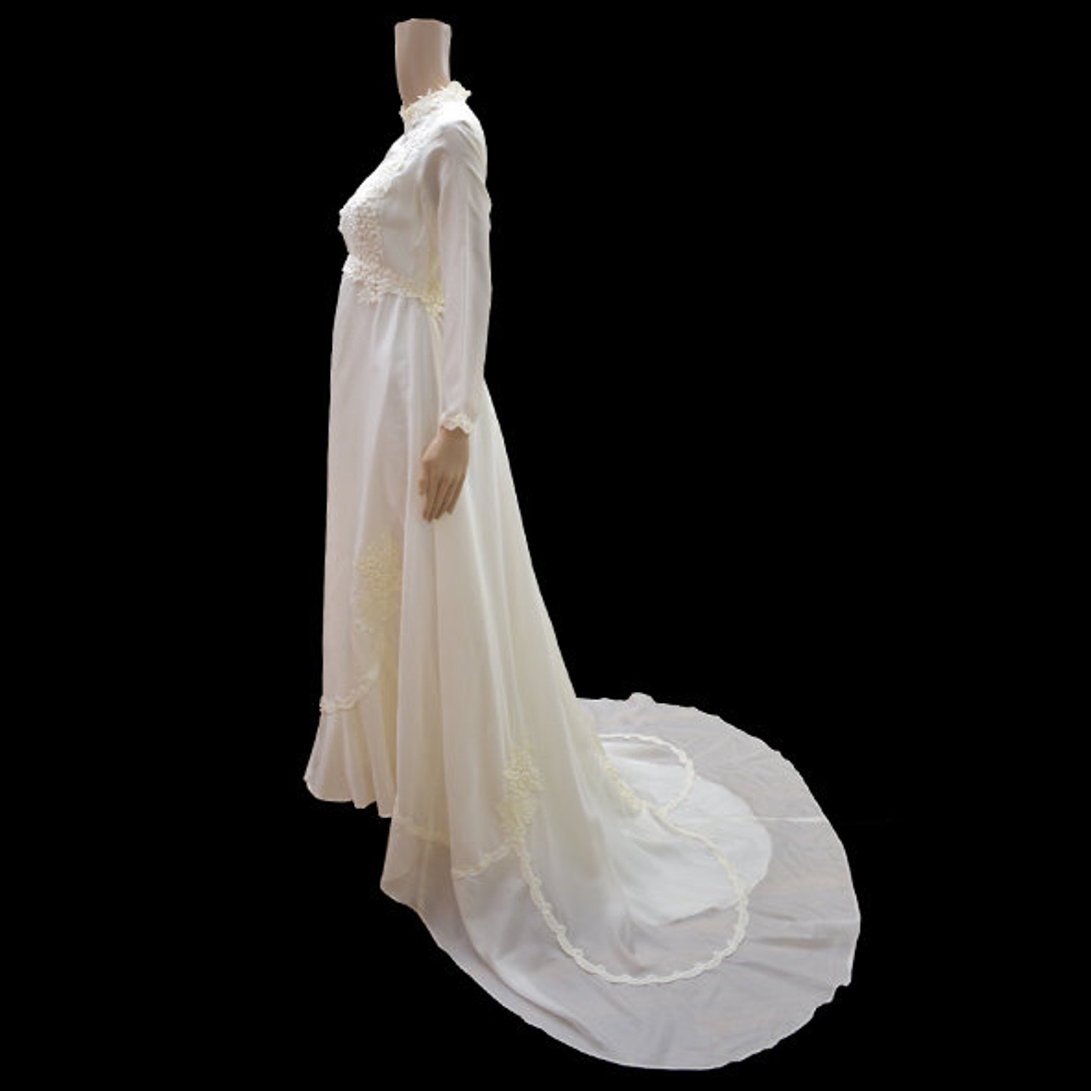 60s Vintage Romantic Lace Ling Sleeves Wedding Dress - Etsy