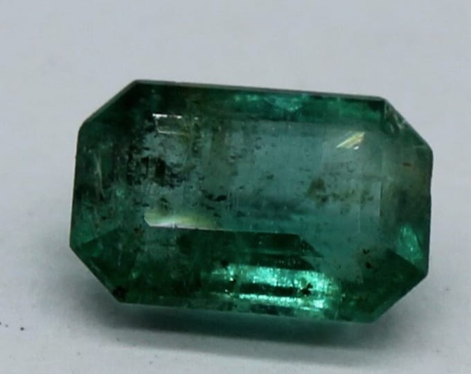 Natural Emerald Stone Top Quality Gemstone Jewellery Making Stone Shape ...
