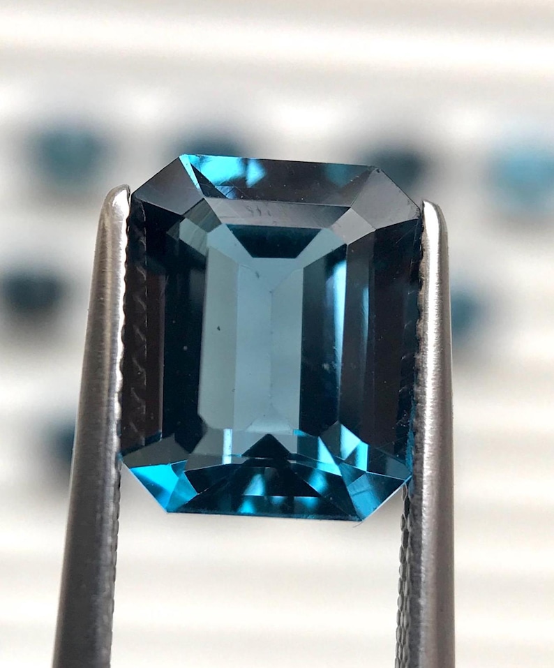 Natural London Blue Topaz Gemstone, Octagon Cut, AAA Quality, 10x8x6mm ...