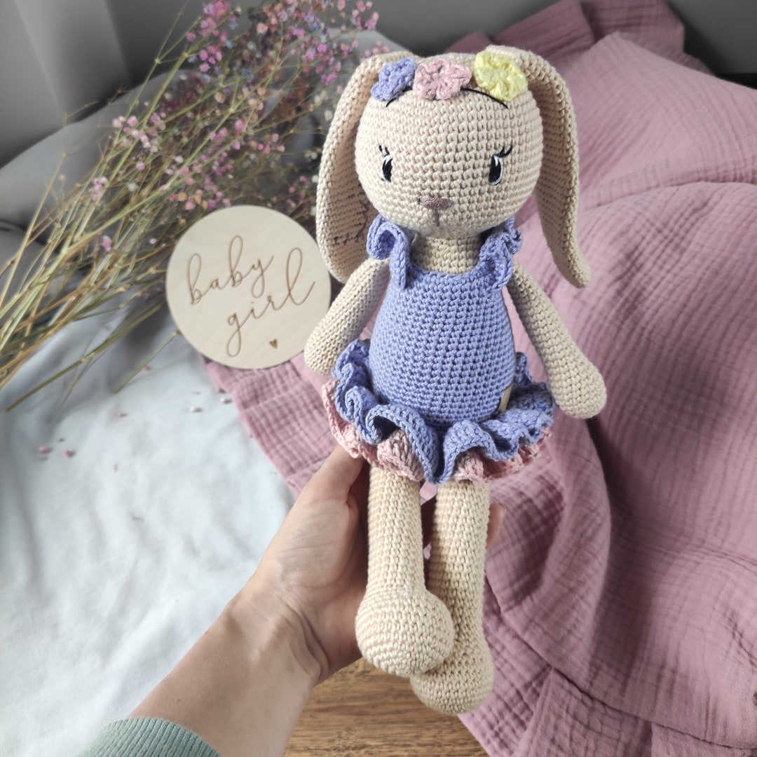 Whimsical Crochet Cuddles: Handmade Amigurumi Hugs for Cozy Snuggles ...