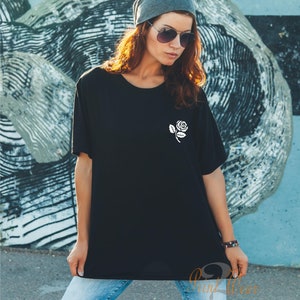 Single Rose - T Shirt / Ladies Simple Rose Design T-shirt / Cute ...