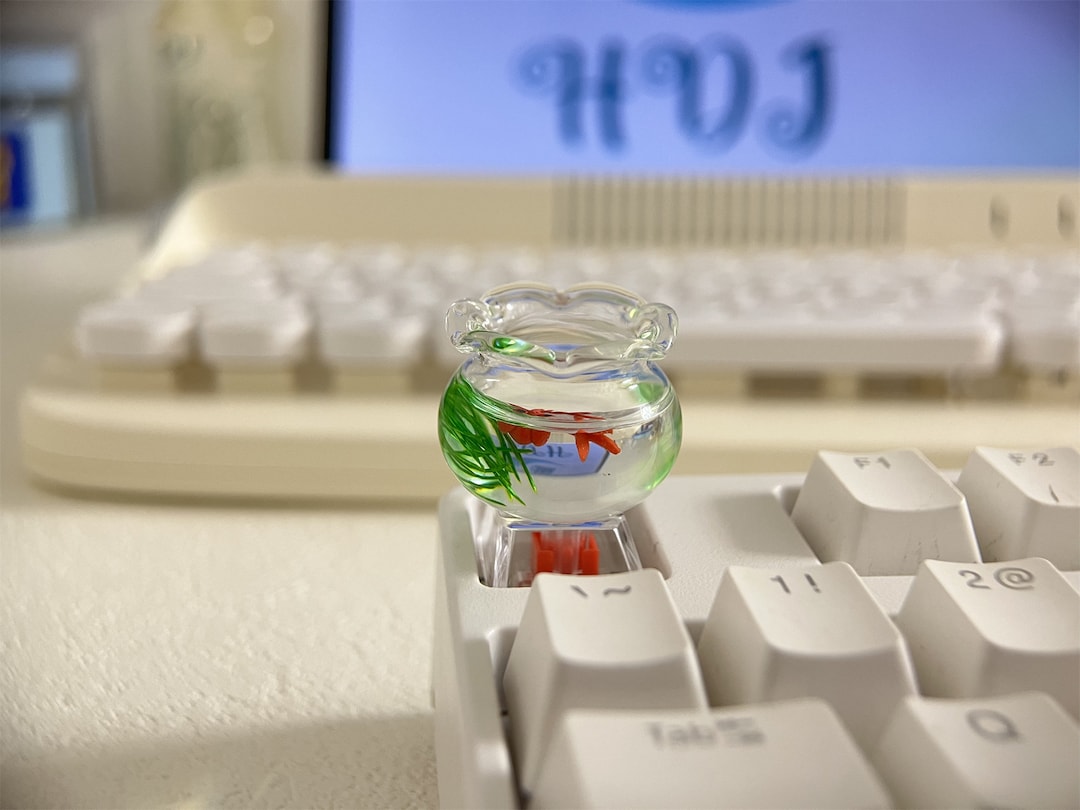 Goldfish Glass Clear Mini Handmade Fish Tank ESC Keycap for MX Cherry ...