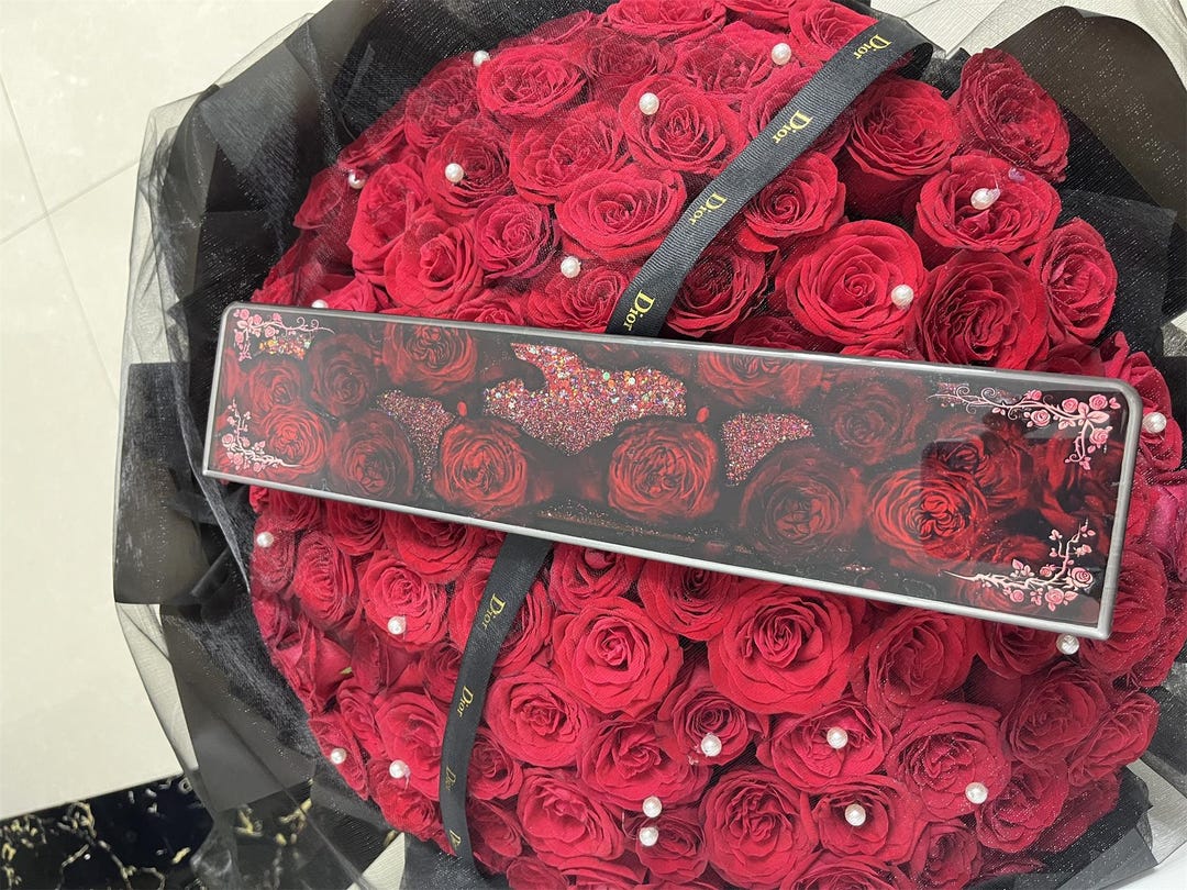 Rose Plant Black Red Liquid Quicksand Bling Resin Keyboard Hand Rest ...