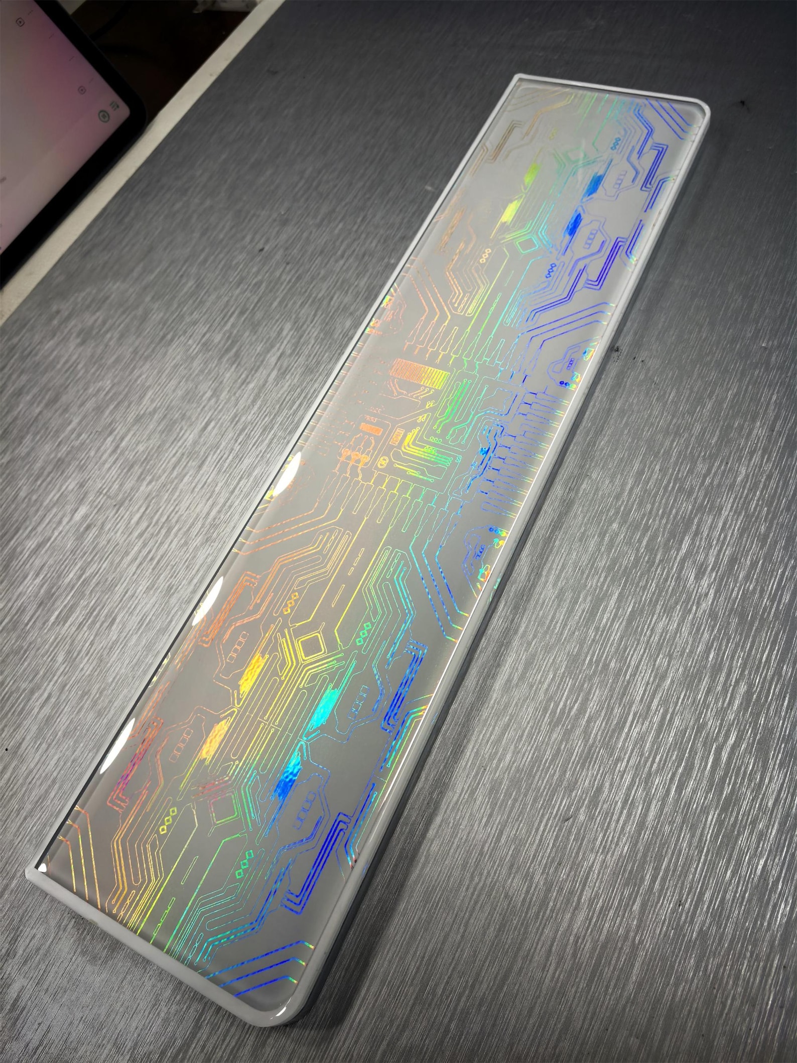 White Cyberboard Mechanical Keyboard Wrist Rest: Handmade Resin Artisan ...