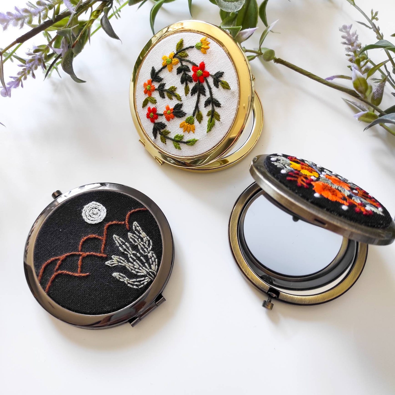 Elegant Vintage-theme Embroidered Pocket Mirror Hand | Etsy