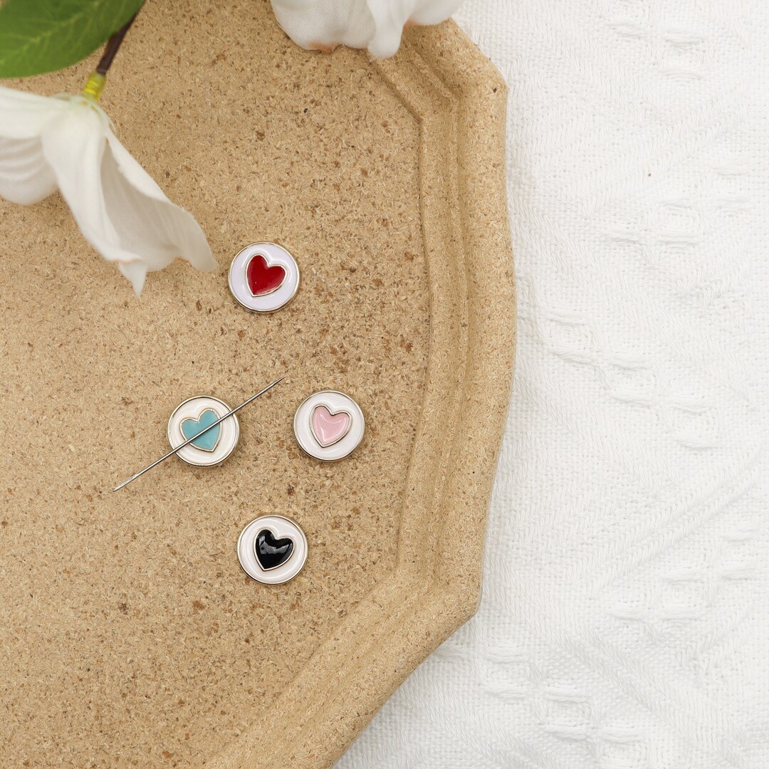 Heart Resin Needle Minder: Tiny Embroidery & Cross Stitch Magnet - Etsy
