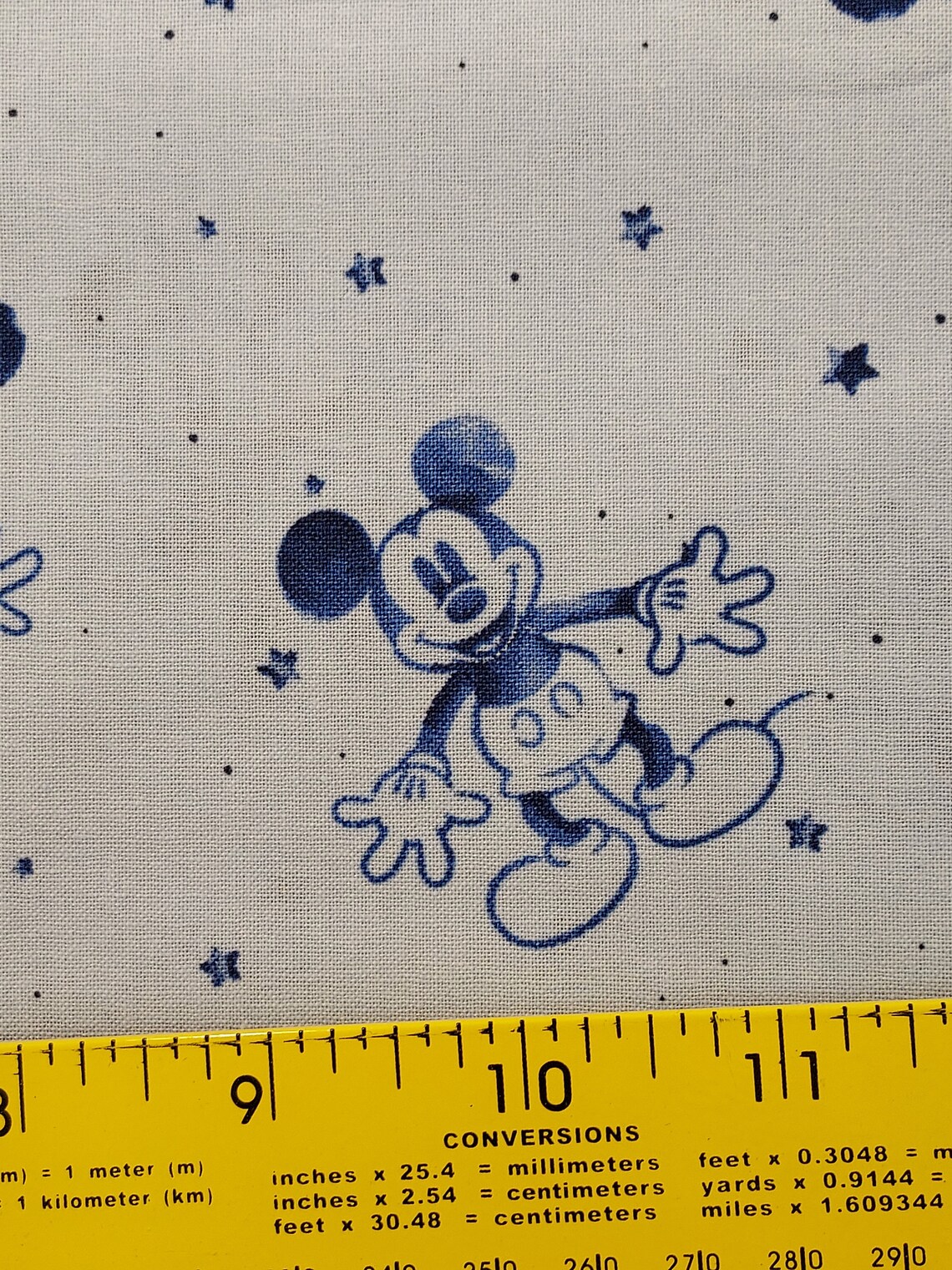 Mickey and Minnie Mouse Starry Night Fabric: 100% Cotton - Etsy