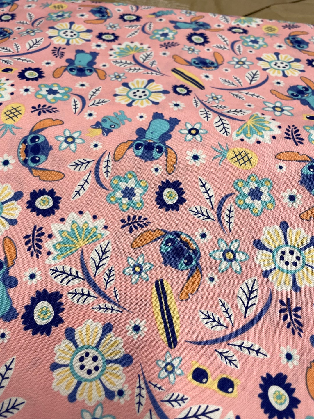 LILO and STITCH : Ditsy Flower Toss Fabric by the Yard 100% Cotton for ...