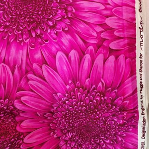 Pink Chrysanthemum by Moda Fabric by the Yard 100% Cotton for - Etsy
