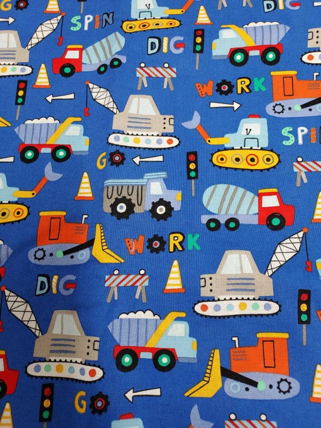 Construction Truck Fabric: Blue Novelty Cotton Remnant (42" X 16") 6 ...
