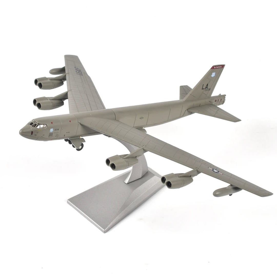Boeing B-52 Stratofortress Bomber Aircraft Scale Model USAF Air Force ...