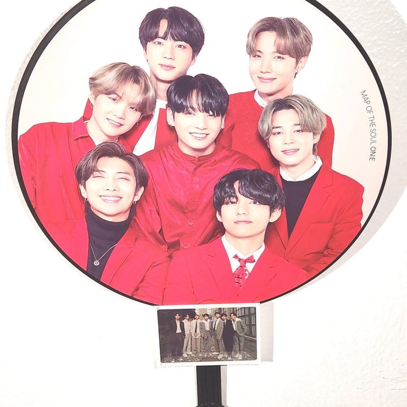 Kpop Picket - Etsy