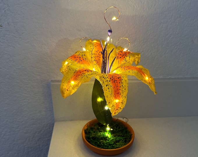 Golden Magic Flower Lamp, Enchanted Flower Lamp, Home Decor, Wedding ...