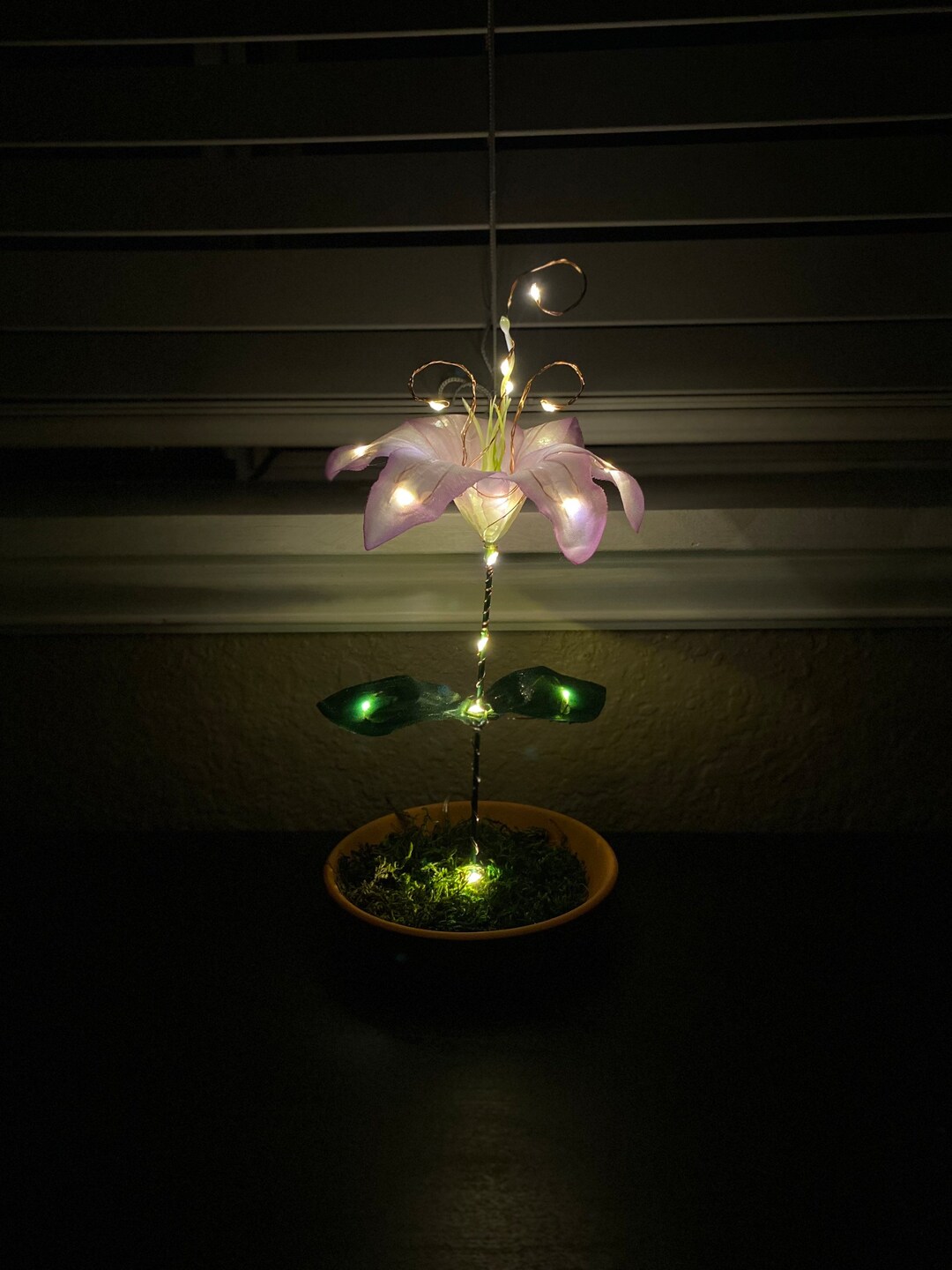 Purple Lily Flower Lamp, Enchanted Flower Lamp, Purple Magic Flower ...