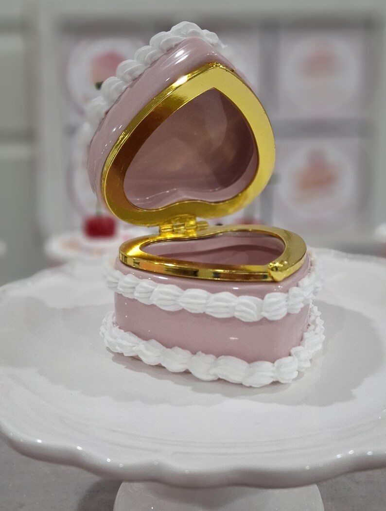 Fake Heart Cake Trinket Box | Valentine Fake Bake | Valentines Day Gift ...