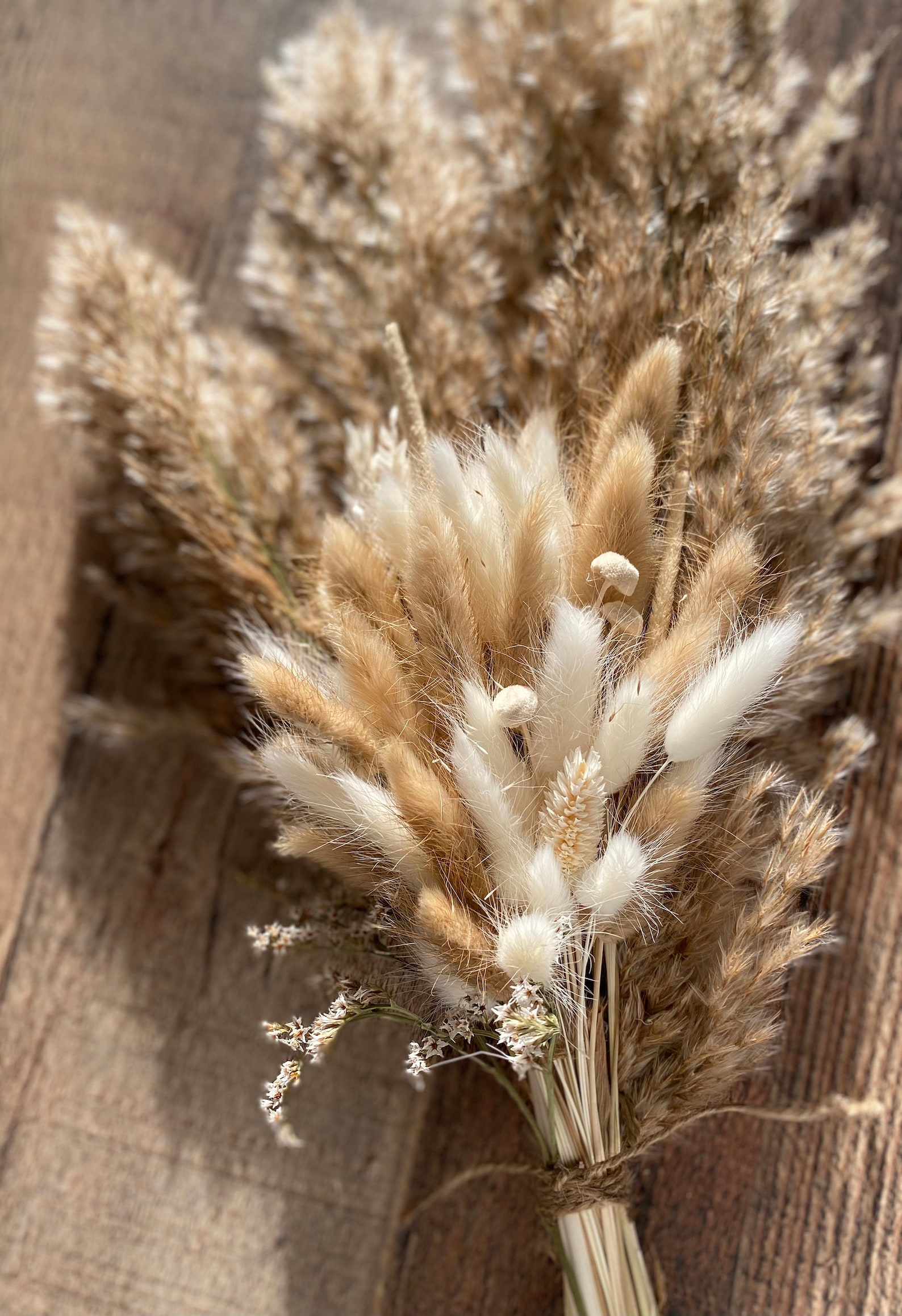 Dried Flower Natural and Bleached White Bouquet/arrangement With Pampas ...