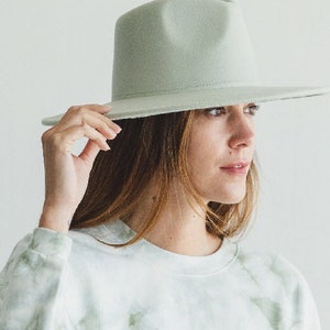 Premium Quality Best Seller Vegan Felt Fedora Hat With Wide, Stiff ...