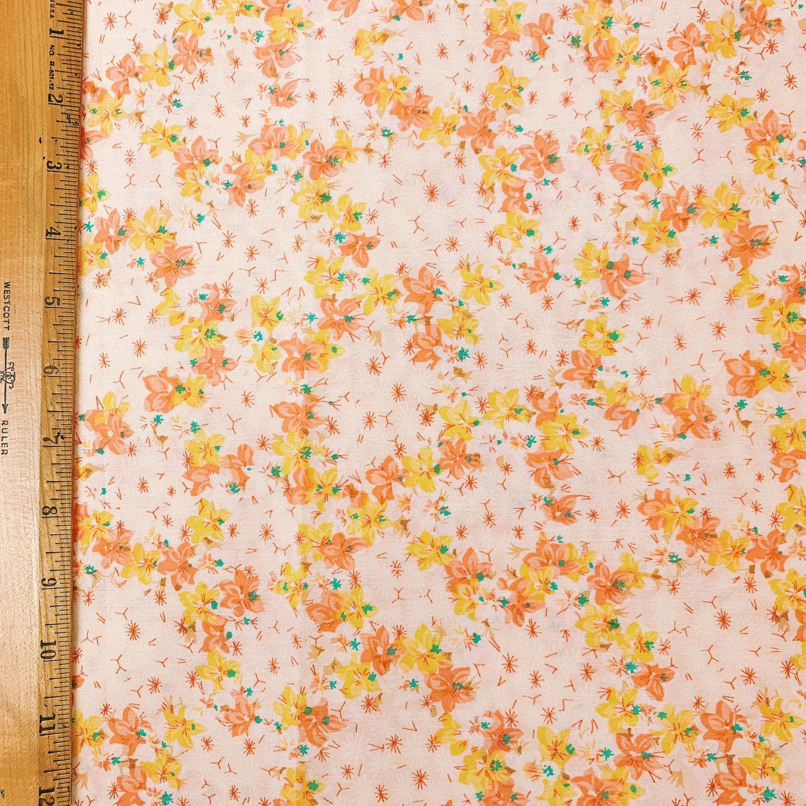Vintage Fabric Peach Floral Flowers Print 1 Yd 5 X - Etsy UK