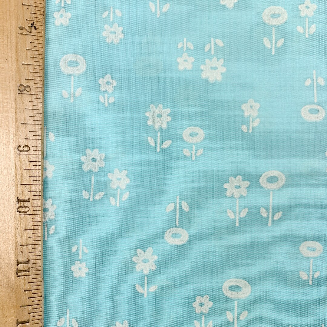 Vintage Fabric Mod Daisies Floral Flowers Painted Overprinted 2 Yds X ...