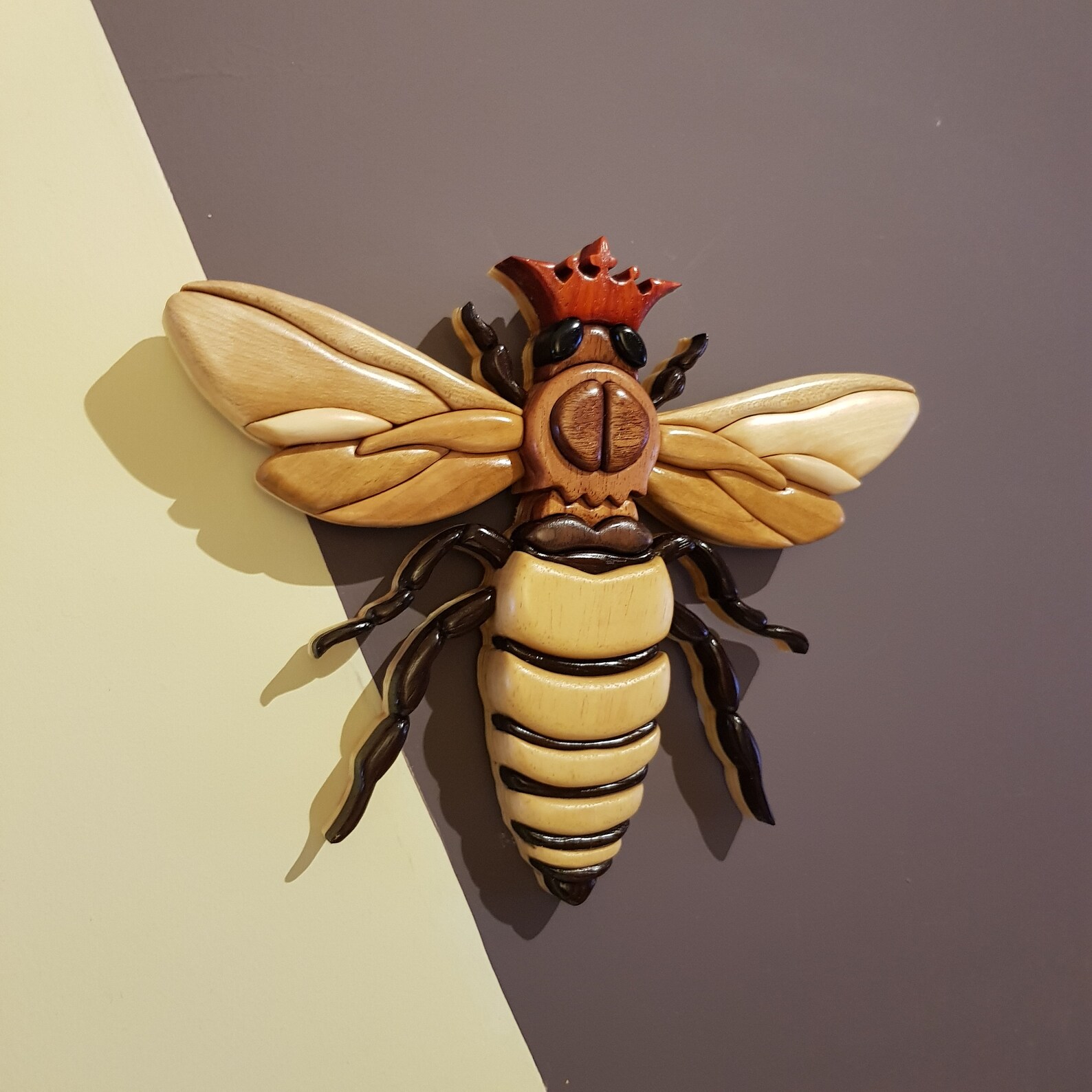 Queen Bee Intarsia Pattern PDF, Wooden Bee Wall Art Digital Download ...
