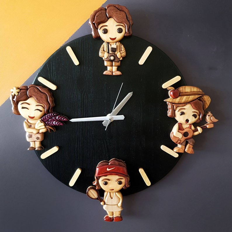 Personalized Wooden Intarsia Family Portrait Clock - Handcrafted ...