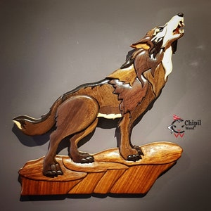 Howling Wolf Wooden Intarsia Home Decor, Gift for Him, Tabletop Dog ...