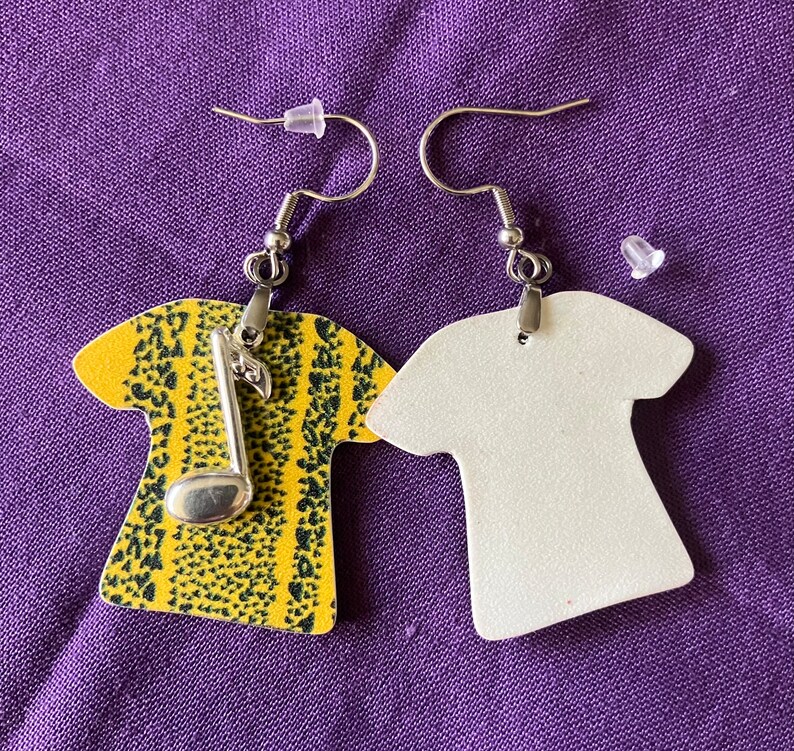 Steve Perrys Iconic Cheetah T-shirt Earrings Silver-tone Earwire With a ...
