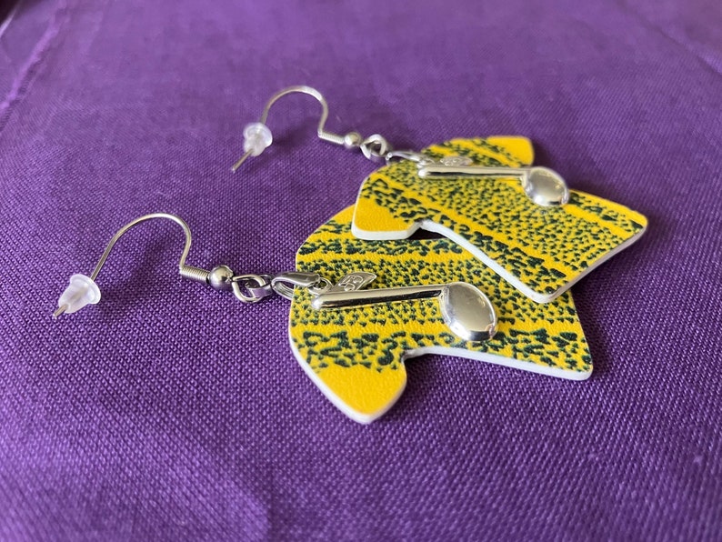 Steve Perrys Iconic Cheetah T-shirt Earrings Silver-tone Earwire With a ...