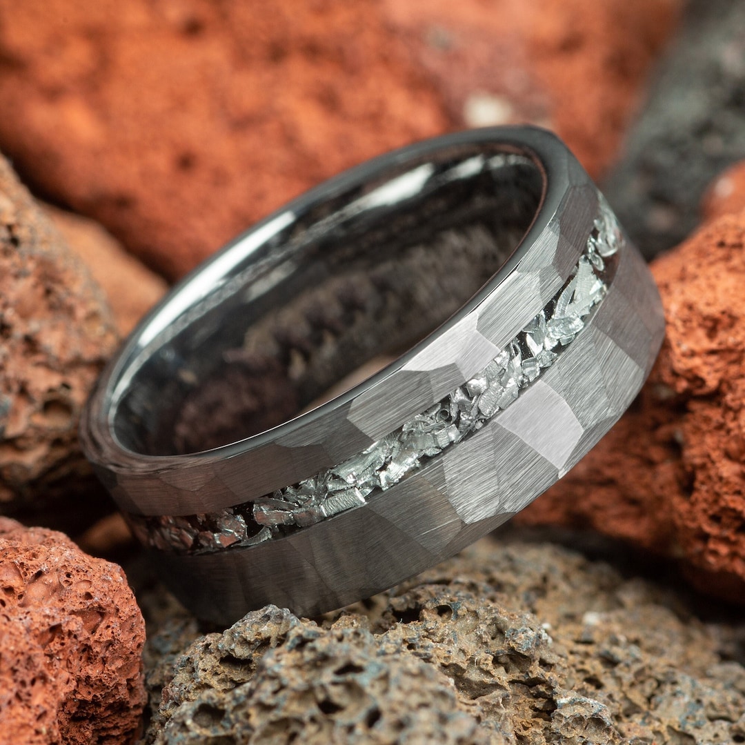 Meteorite Mens Wedding Ring Silver Hammered Tungsten , Men Wedding Ring ...