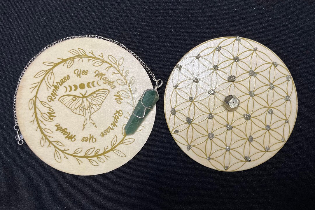 Mini Reversible Luna Moth Crystal Grid & Dowsing Board Luna Moth ...