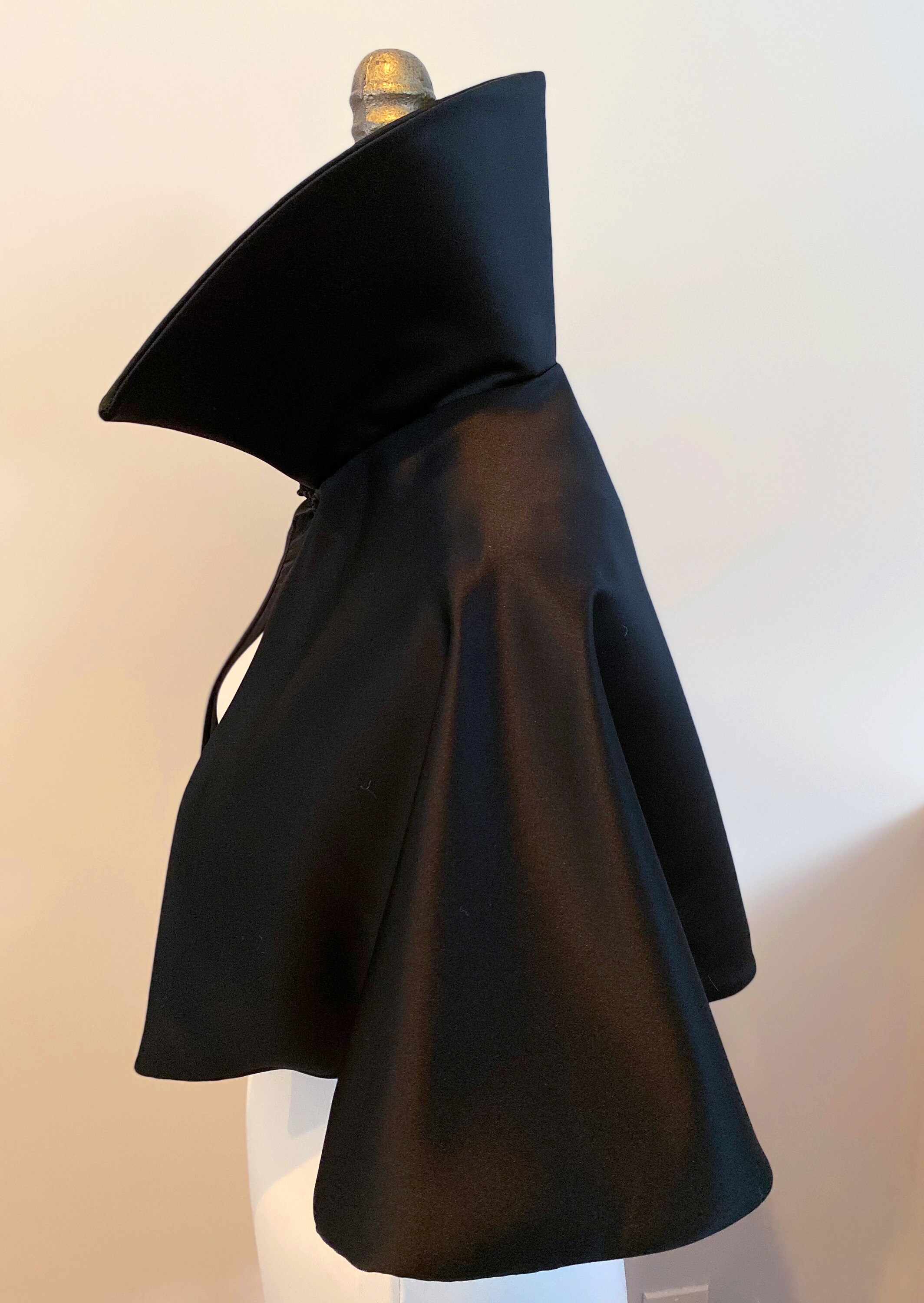 Gothic Cape in Three Lengths for Renaissance, Victorian, Vampire ...