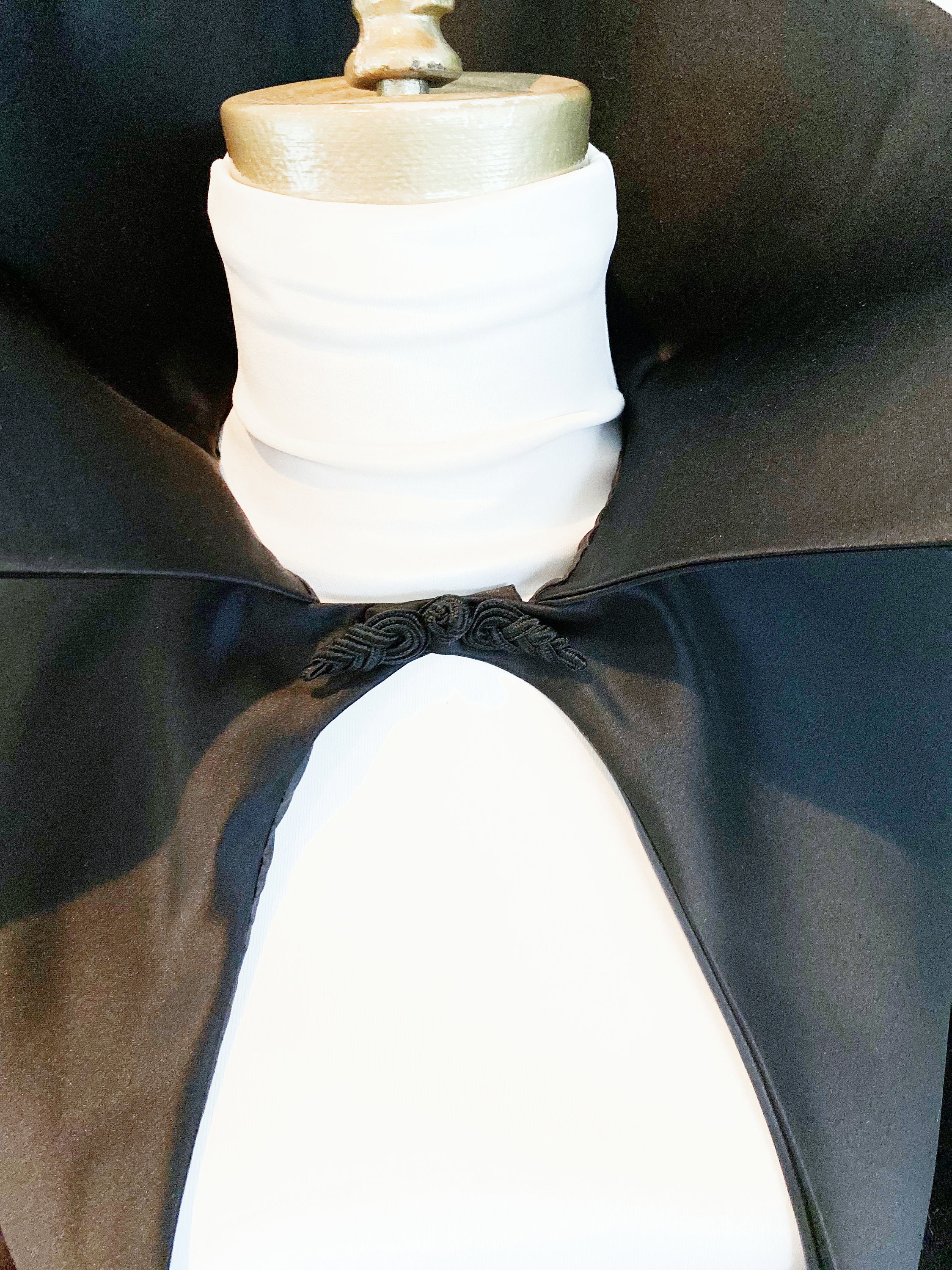 Gothic Cape in Three Lengths for Renaissance, Victorian, Vampire ...