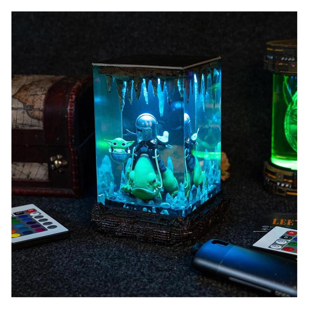 St.ar W.ars D.in Dj.arin the Mandalorian Baby Yoda Epoxy Resin Lamp ...