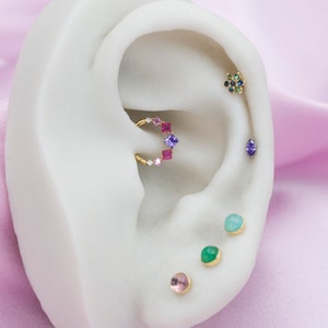 Polychrome Block Clicker Hoop / Titanium Hinged Hoop / Cartilage Tragus ...