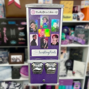 BTS Lucky Draw PC Vending Machine: V1 Holographic Photocard (ONE Random ...
