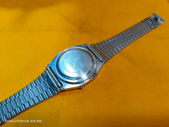 Vintage CASIO 1980 Rare First Temp Sensor 50M (225) T… - Gem