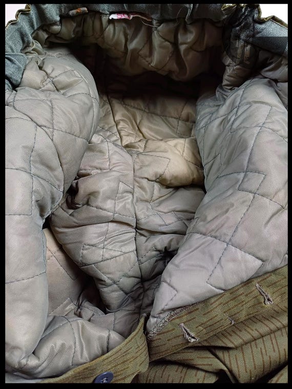 Vintage Vintage ‘80s DDR East German Army NVA Raindro… - Gem