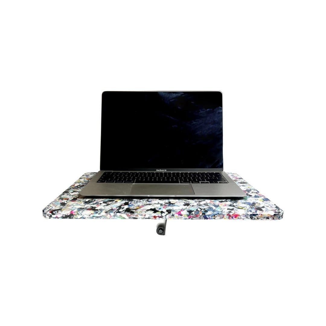 NEW! Small Floating Desk in Recycled Plastic - Made in Belgium ...