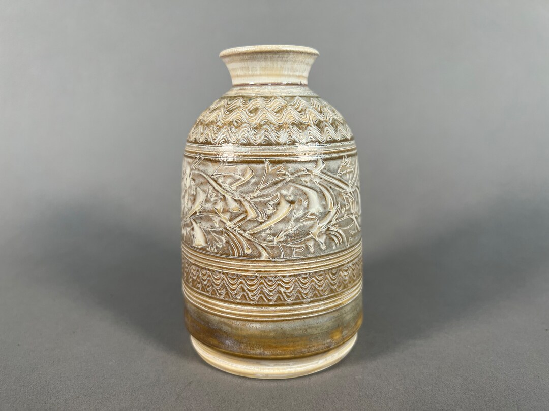 Vintage Japanese AMIKO STUDIO POTTERY Flower Vase - Wonderful Carved ...