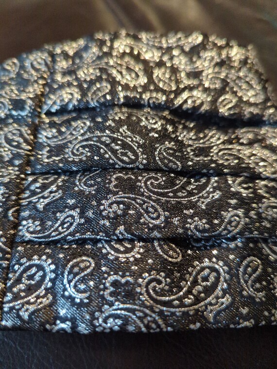 Stunning Vintage Paisley Camber Band - Gem