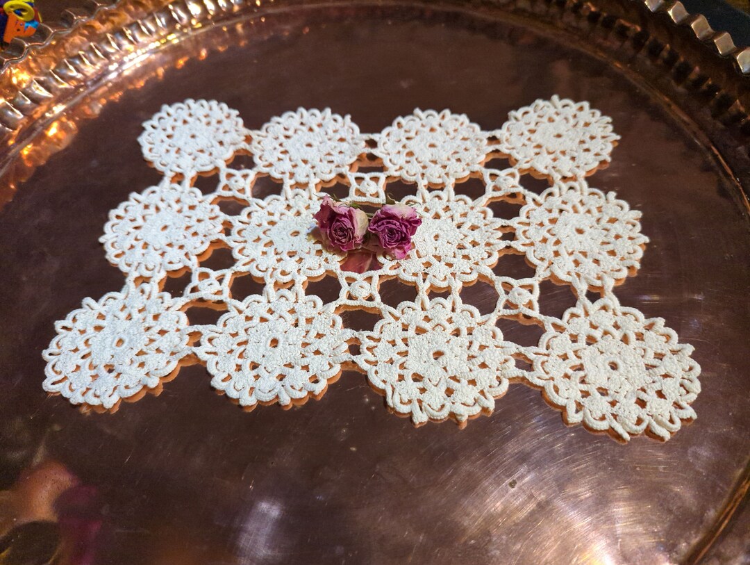 Vintage Lace Doily, Beautiful Condition Vintage Linen/lace/ Doilies ...