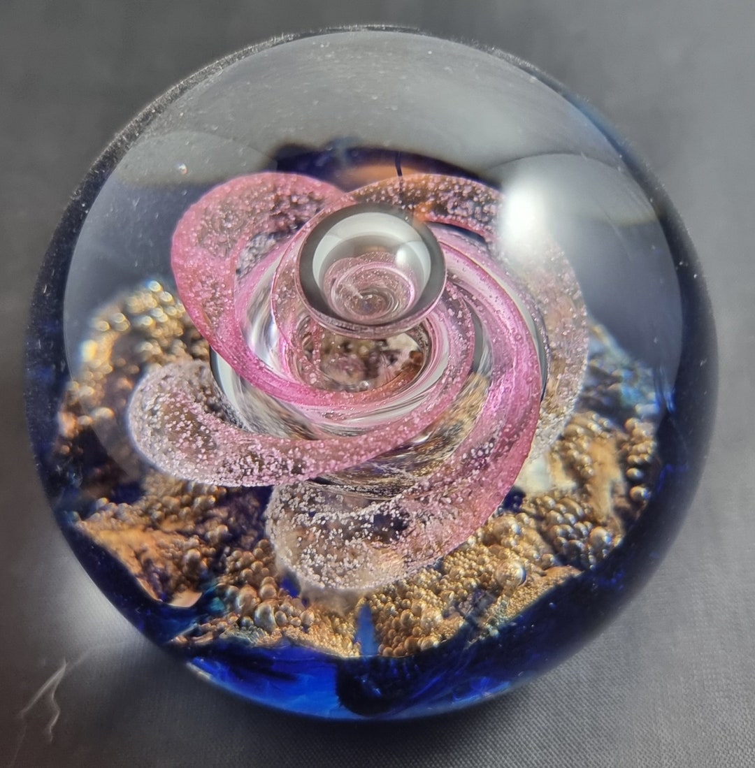 Vintage Selkirk Serpentine Glass Paperweight Beautiful Stunning Colour ...