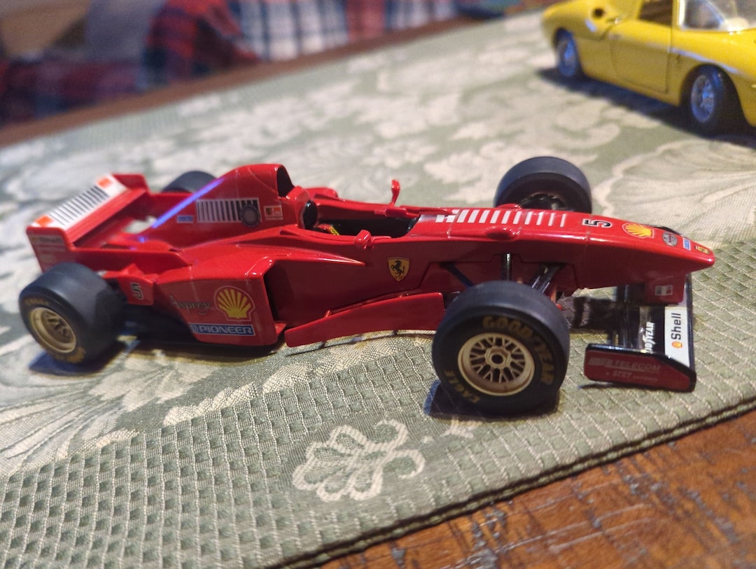 Burago Ferrari F310B Scale 1/24 Made in Italy - Etsy