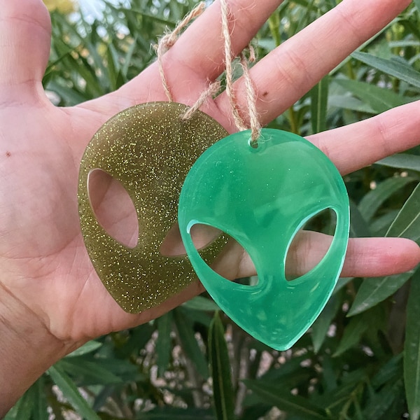 Alien Ornament - Etsy