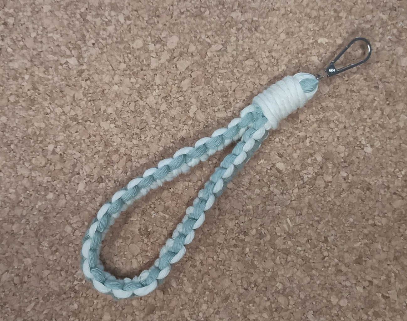 Macrame Keychain Pattern - PDF Instructions and Video Tutorial - How to ...