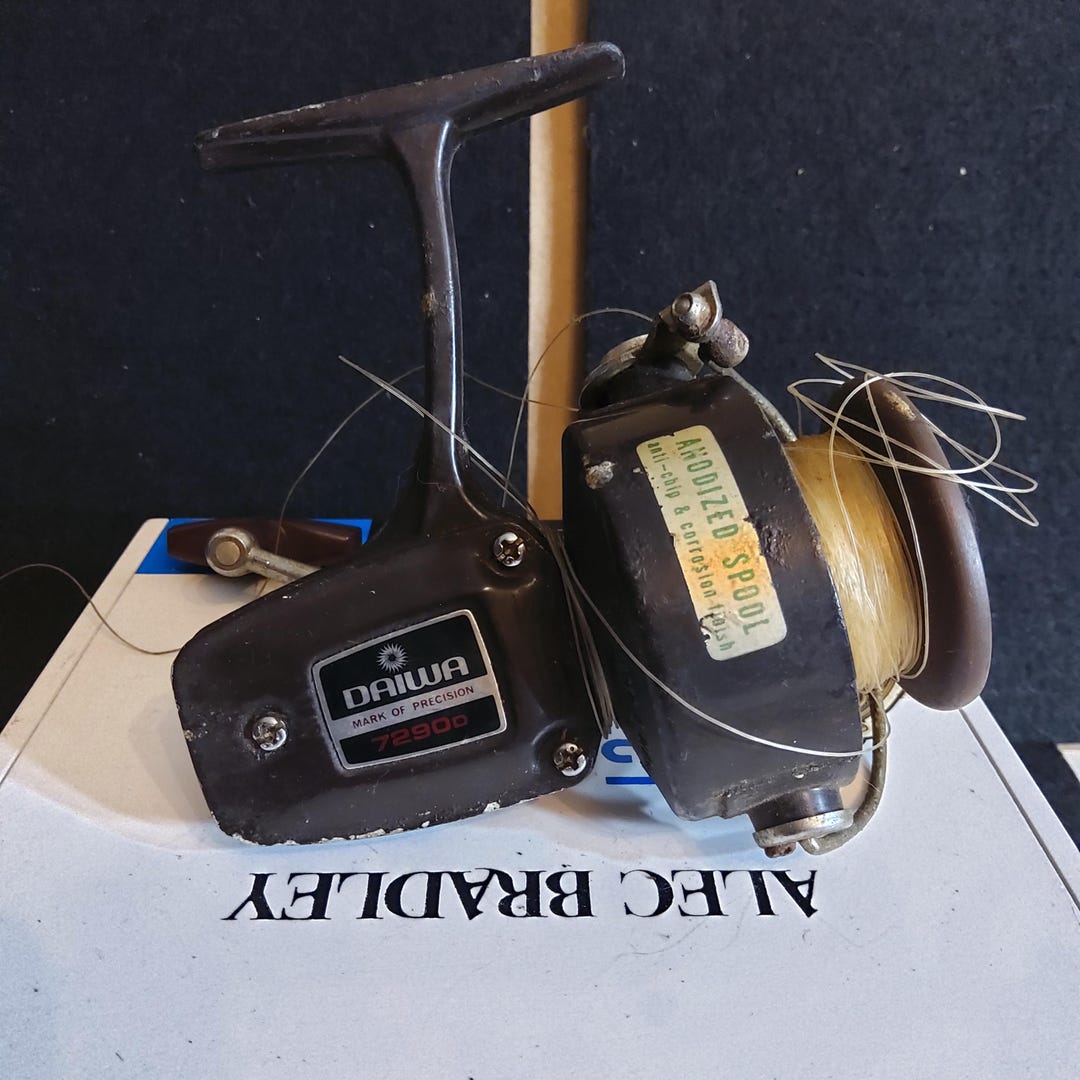 Vintage Daiwa #7290D Fishing Reel - Etsy