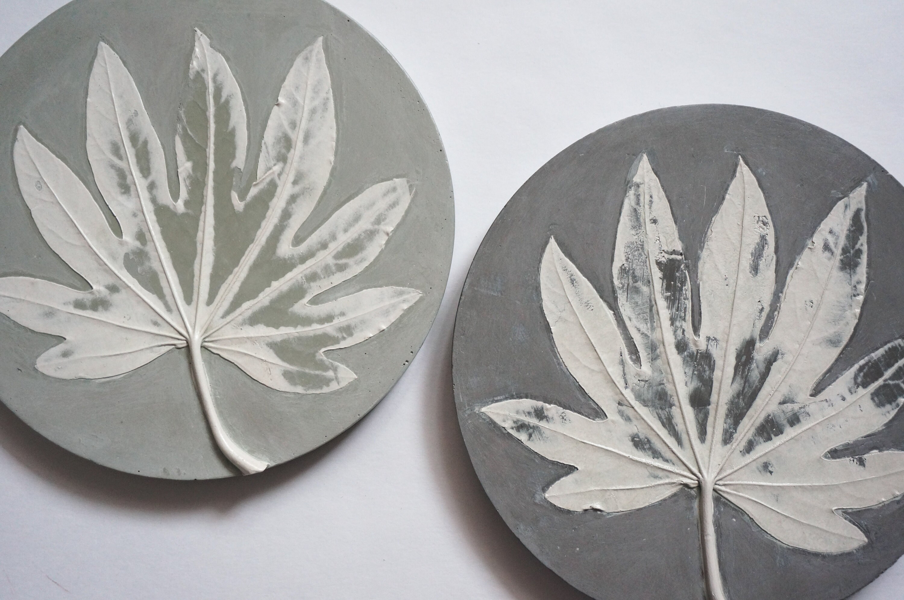 Art Objects Art & Collectibles Plaster wall art Round botanical bas ...