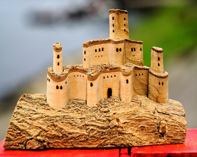 Wooden Pop up Castle Carved From a Garden Tree Log Expending Into a ...